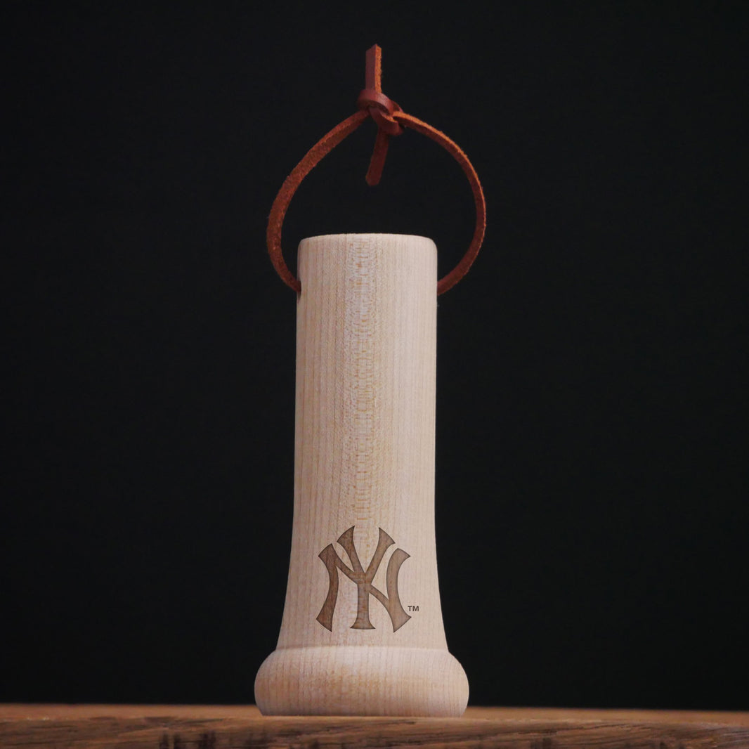 Official MLB Licensed New York Yankees Gifts & Baseball Bat Mugs ...